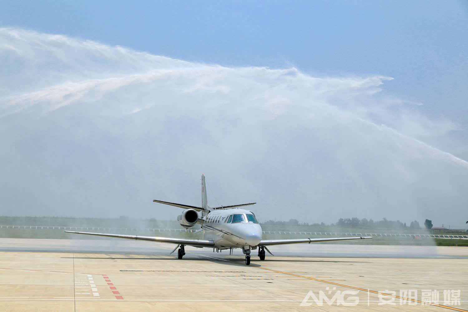 视觉丨快看，“奖状C560”来了！ -大河网